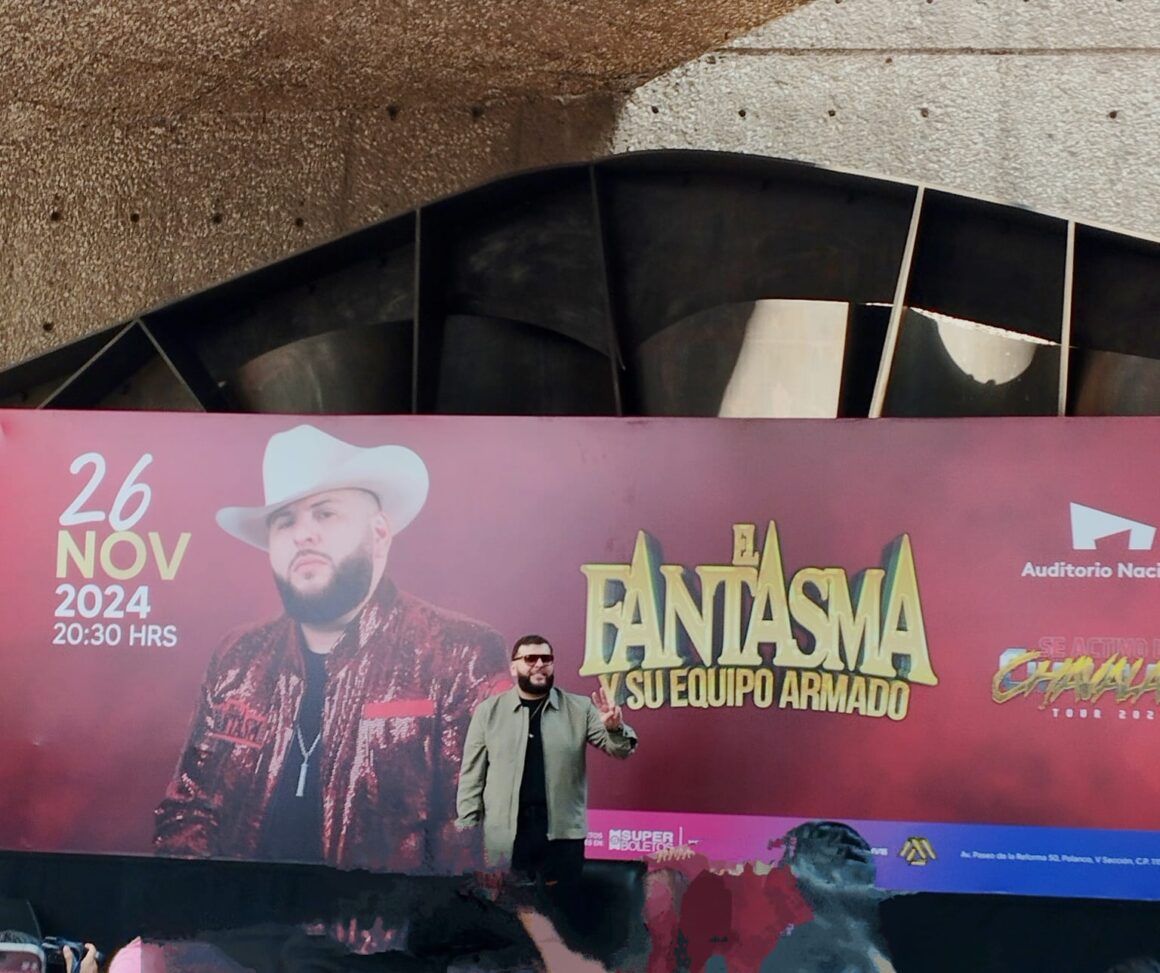 El Fantasma y su equipo armado - Brújula Urbana